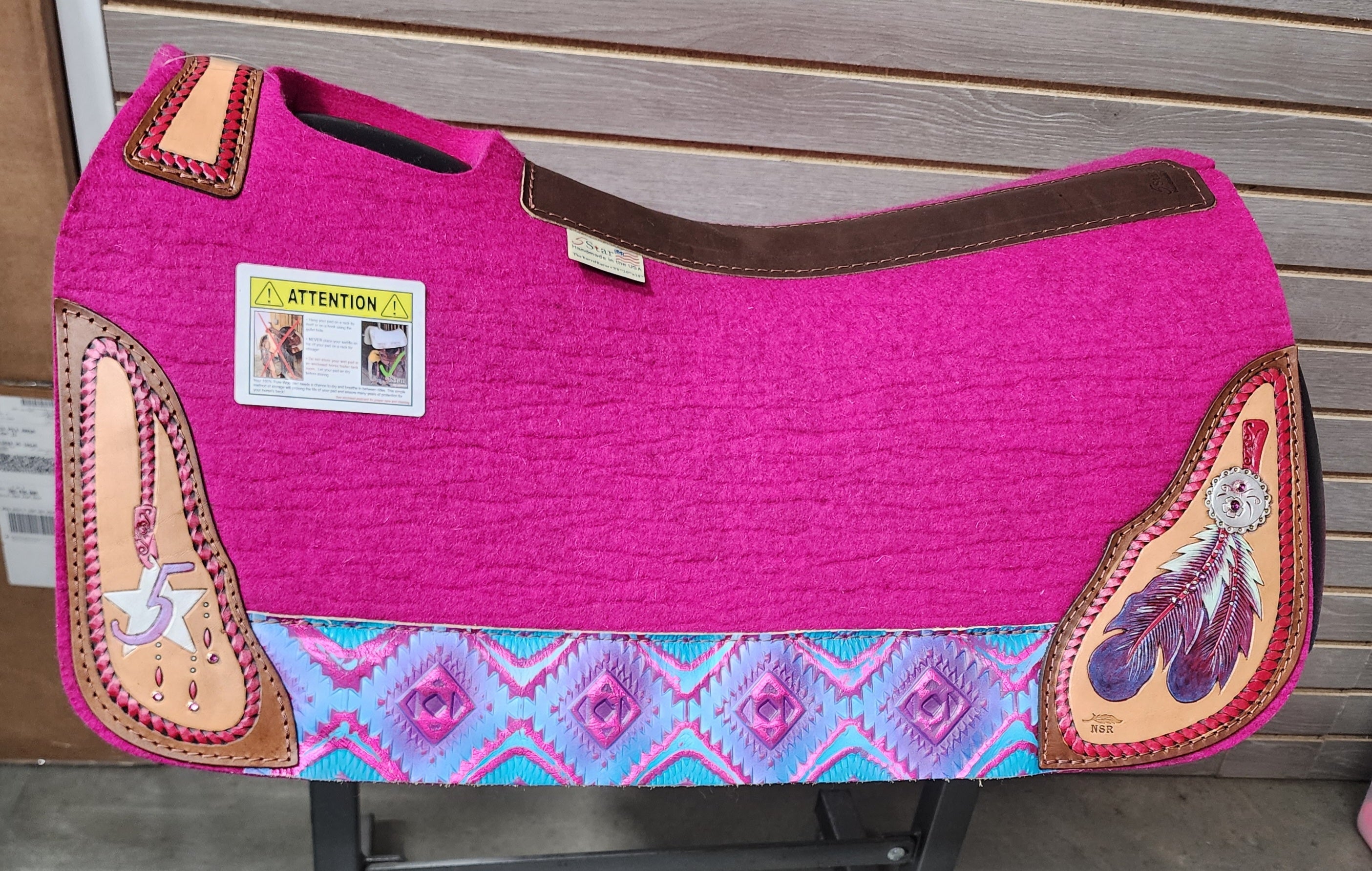 5 Star Barrel Racer Saddle Pad- Limited Edition "The Aztec Plumas" 30x ...