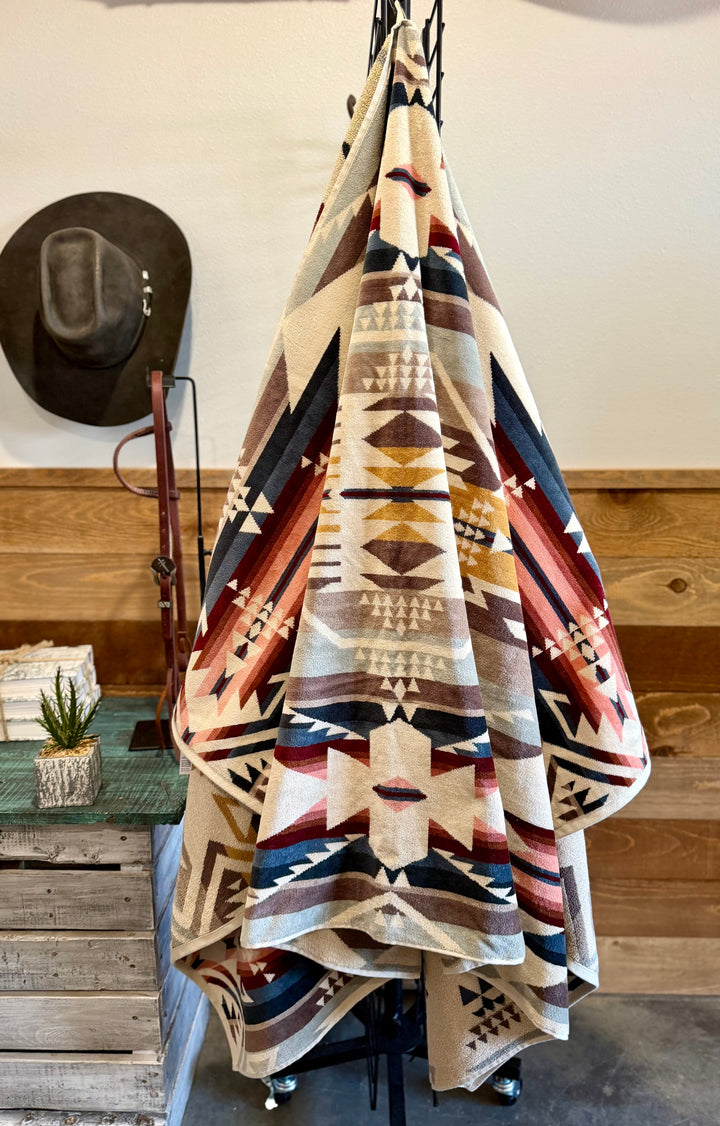 Pendleton – Leanin' Pole Arena