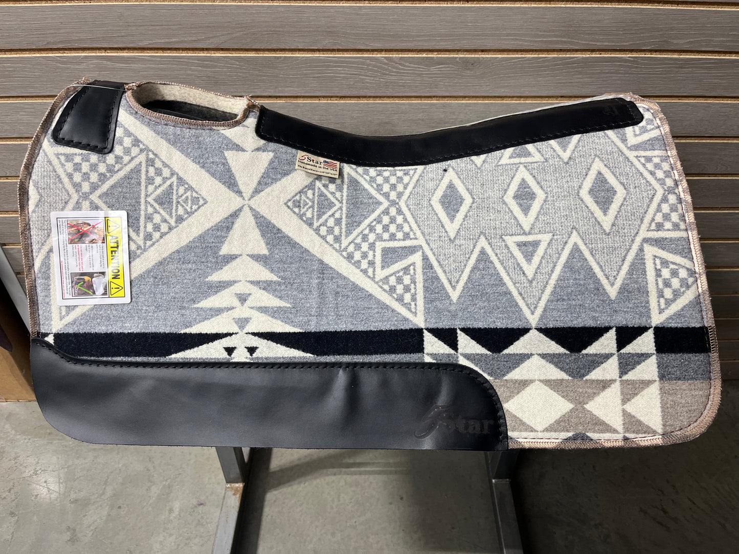 5 Star Diamond Ridge White Signature Top (Made with Real Pendleton Fab ...